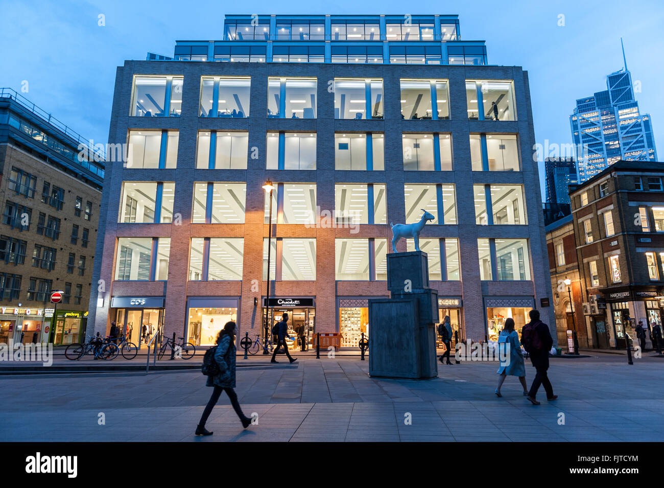 London, UK. 3 March 2016. Office workers and members of the public walk ...