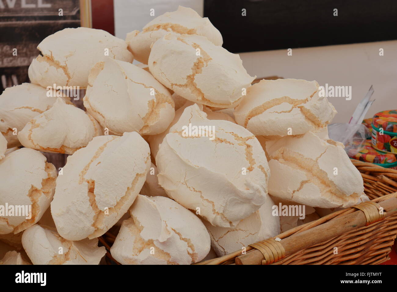 Meringues in a confectionery shop Stock Photo - Alamy