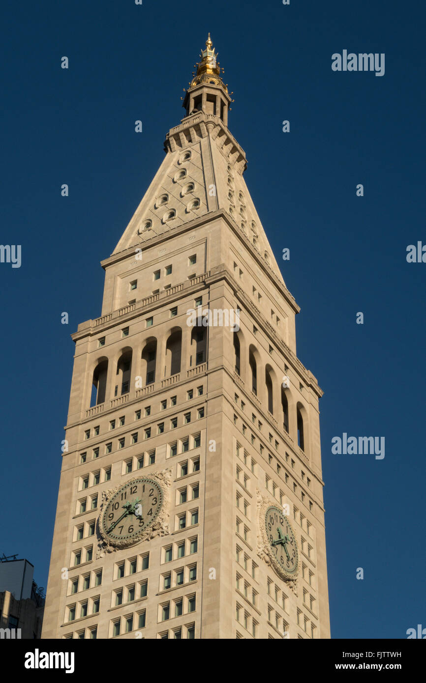 Metlife tower hi-res stock photography and images - Alamy