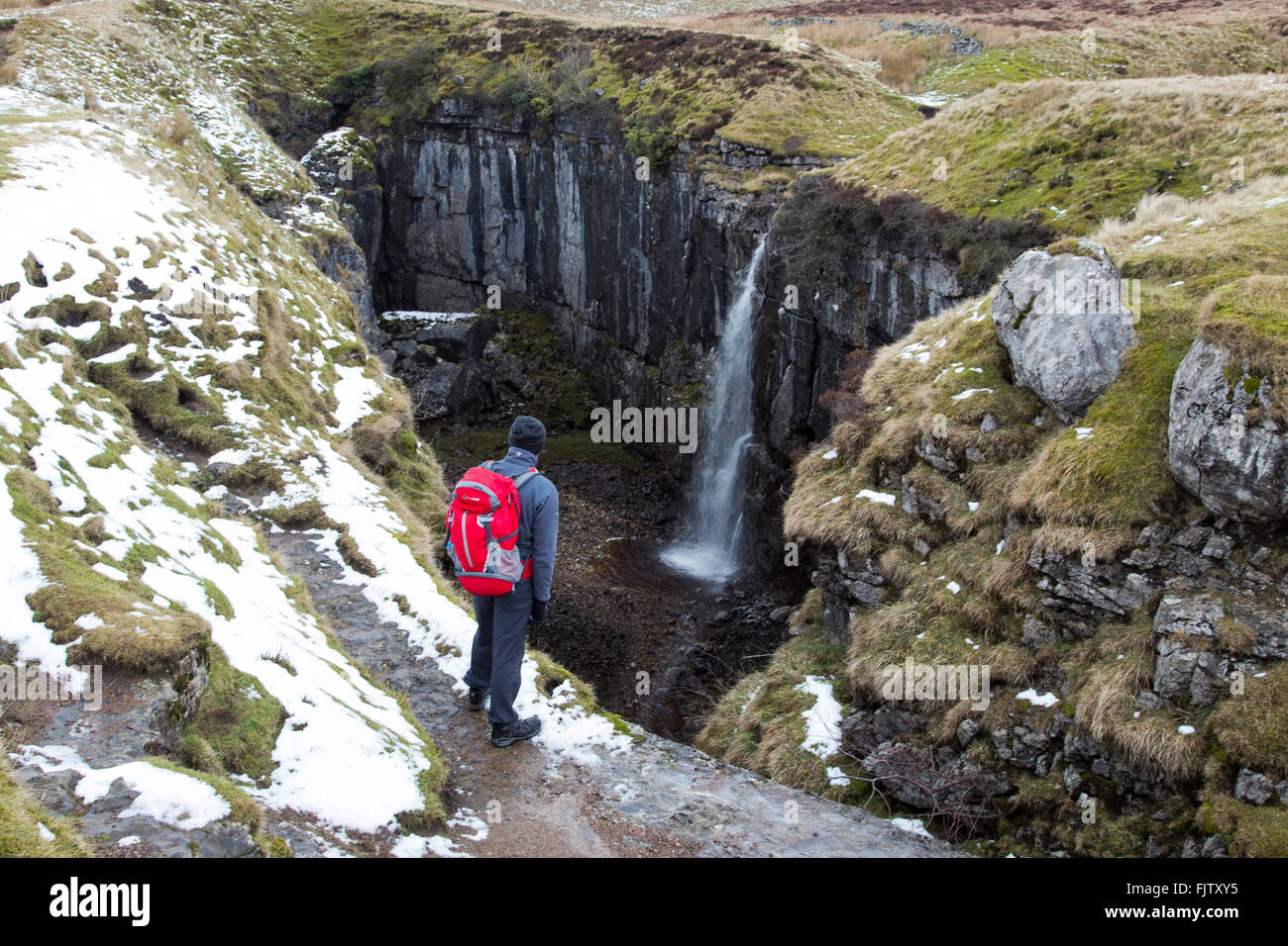 Hull Pot Yorkshire Dales High Resolution Stock Photography and Images ...