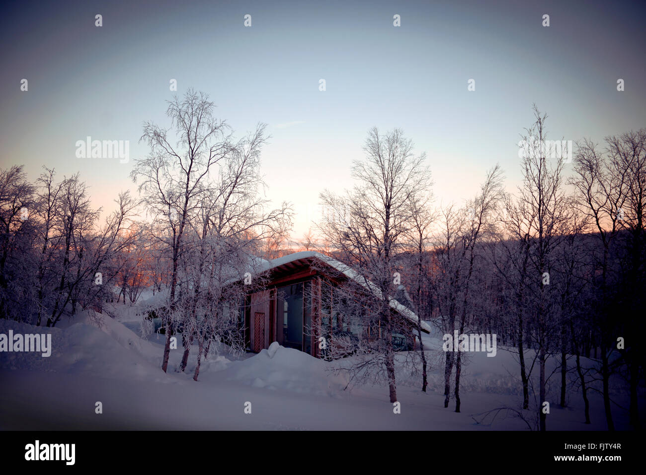 log cabin in the woods in winter Stock Photo - Alamy