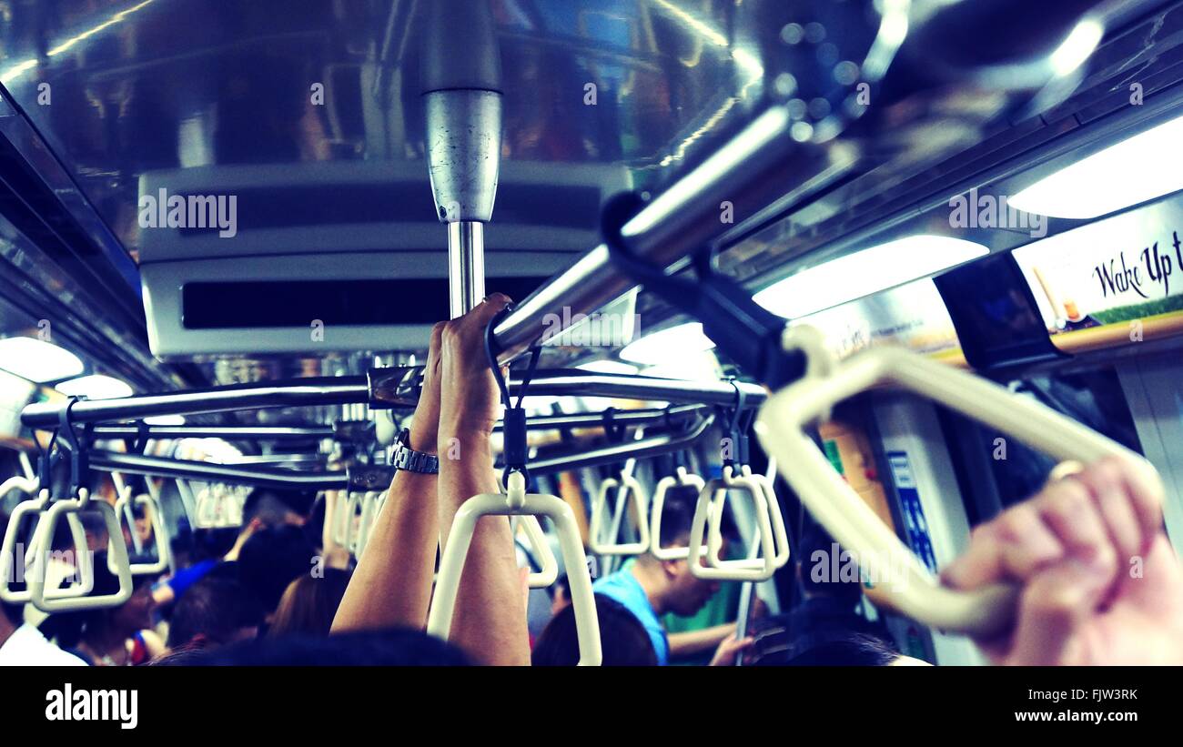 Handle hands hi-res stock photography and images - Alamy