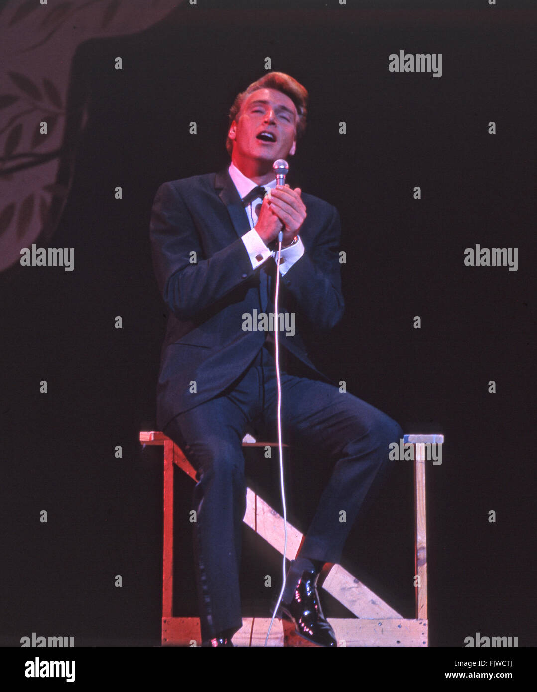 Frank ifield hi-res stock photography and images - Alamy