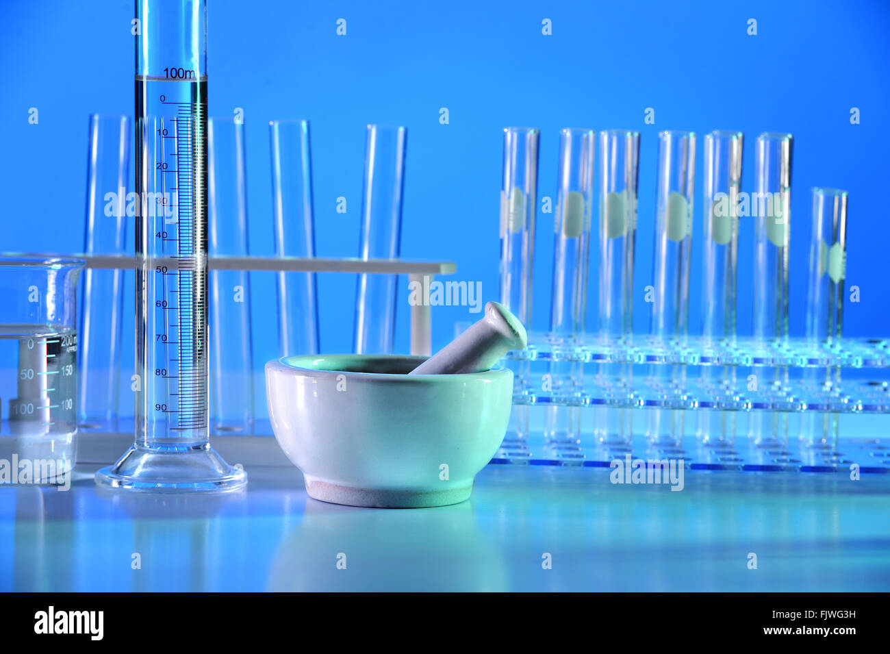 Mortar tubes hi-res stock photography and images - Alamy