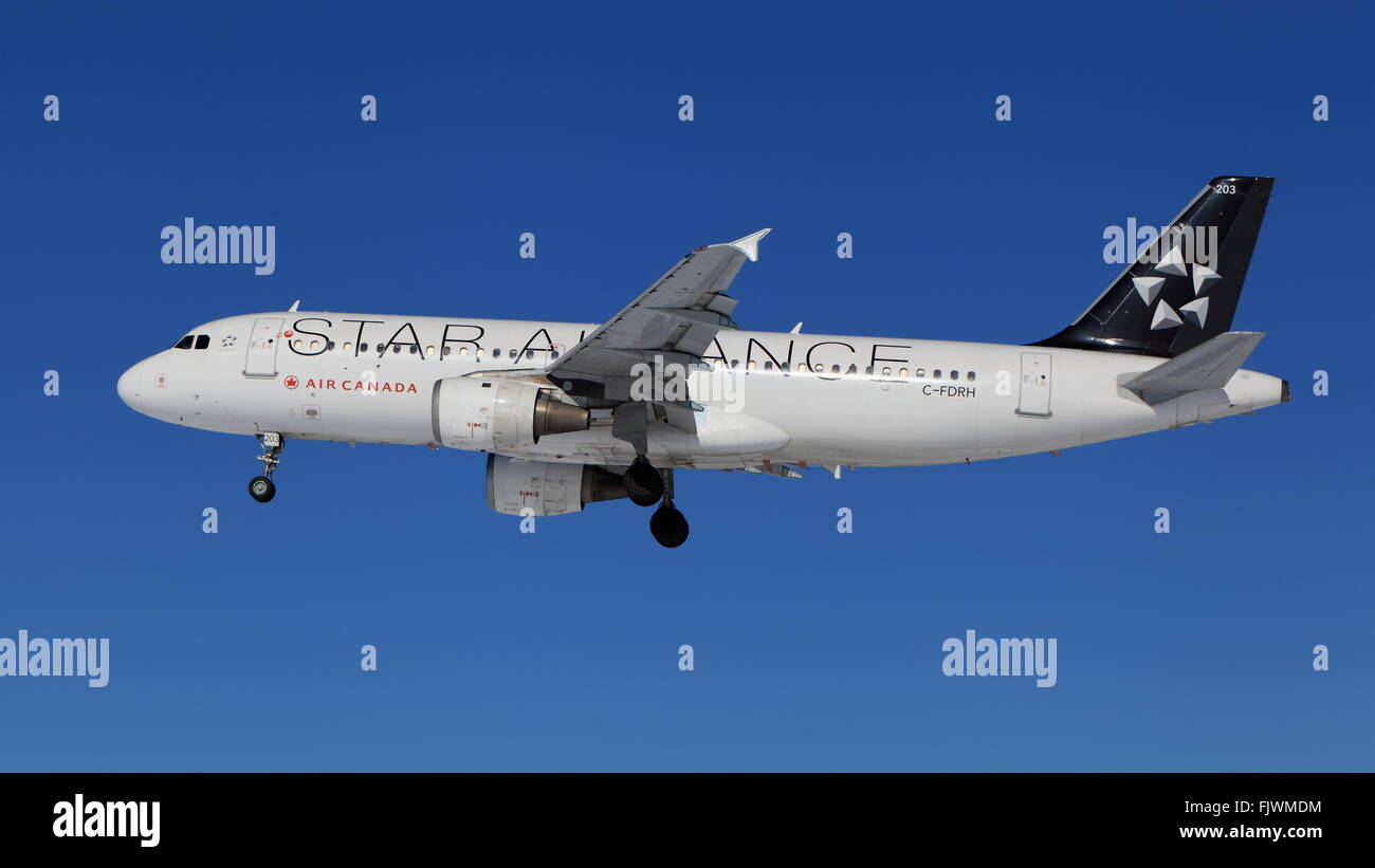 Airbus A320 C-FDRH Air Canada approaching YOW Ottawa Canada, March 03 ...