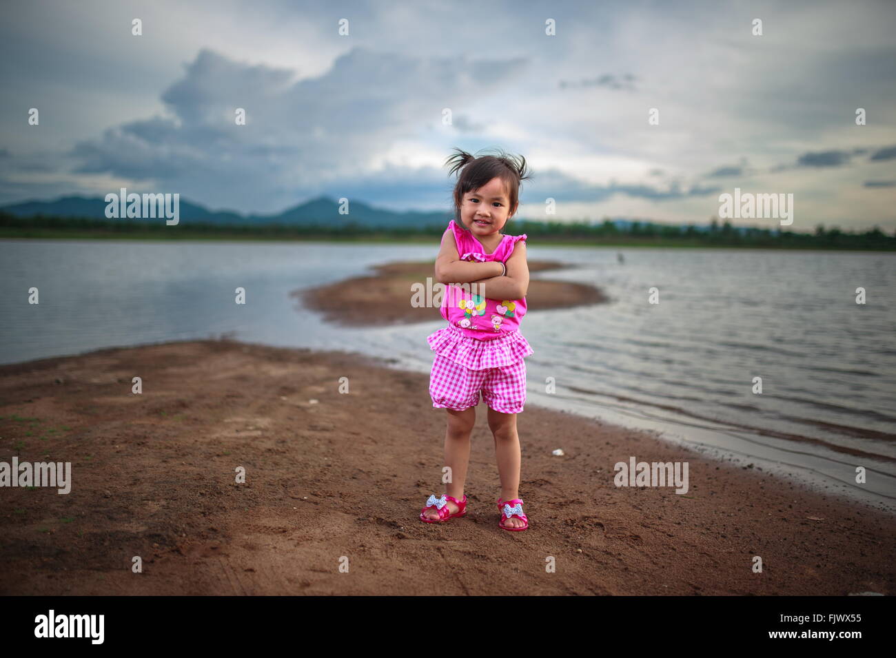Cute girl at lake High Resolution Stock Photography and Images - Alamy