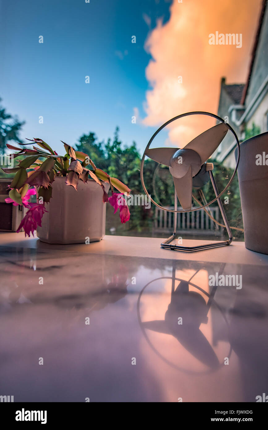 Sill fan hi-res stock photography and images - Alamy