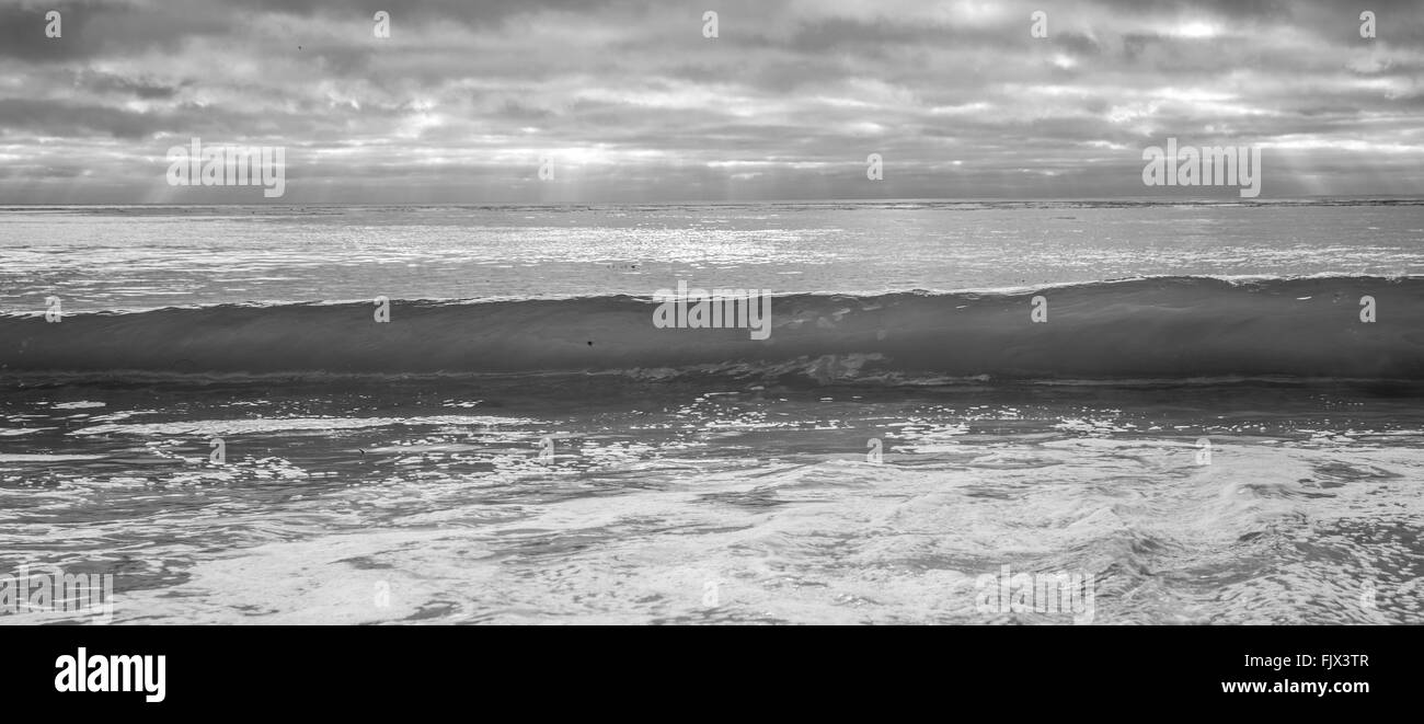 Loud waves hi-res stock photography and images - Alamy