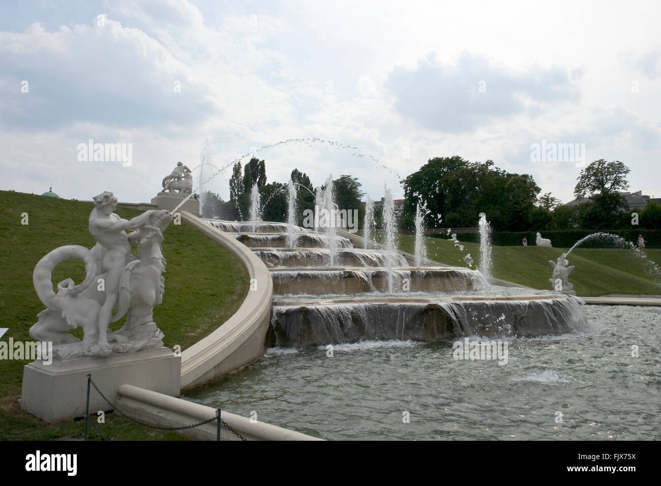 Belvedere castle, fountain Stock Photo - Alamy