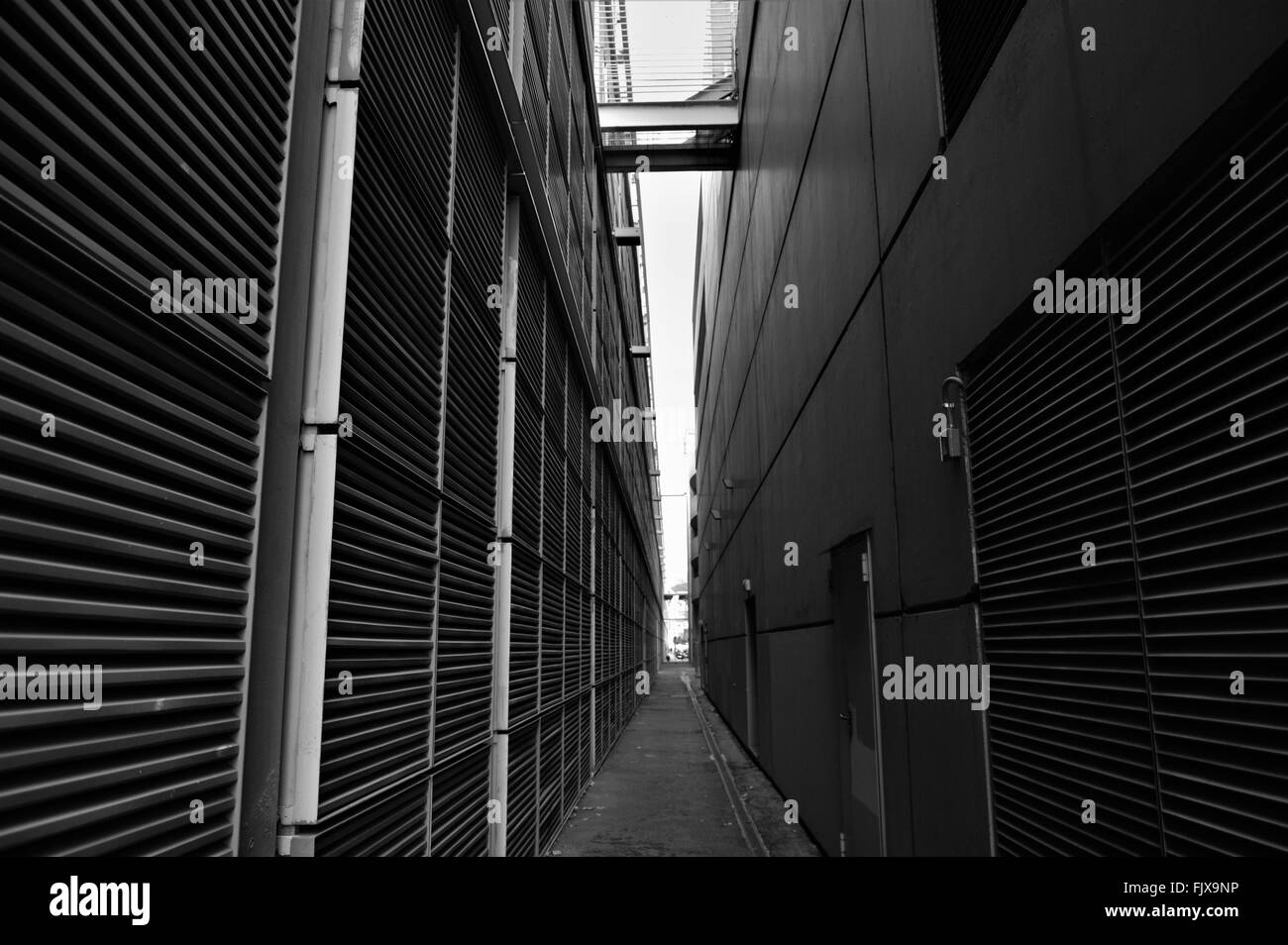Narrow building architecture hi-res stock photography and images - Alamy