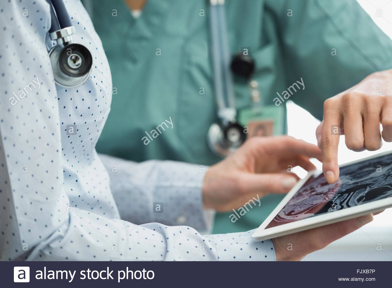 Doctor and nurse and scan hi-res stock photography and images - Alamy