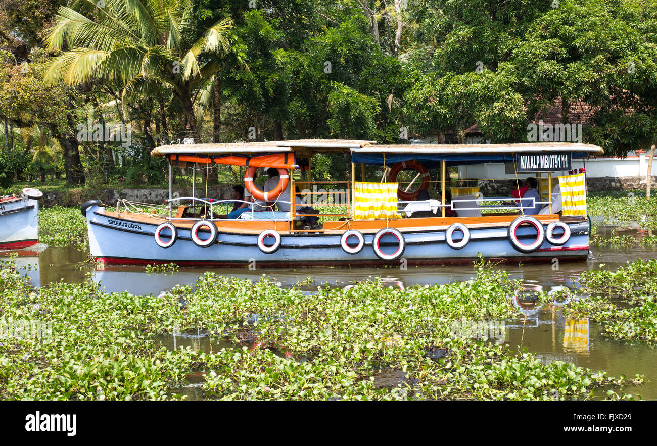 Indian cruise culture hi-res stock photography and images - Alamy