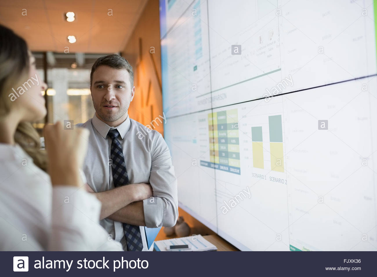 Data projection hi-res stock photography and images - Alamy