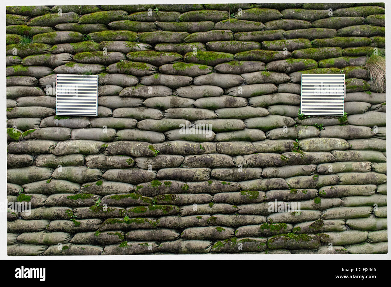 Stack of sandbags hi-res stock photography and images - Alamy