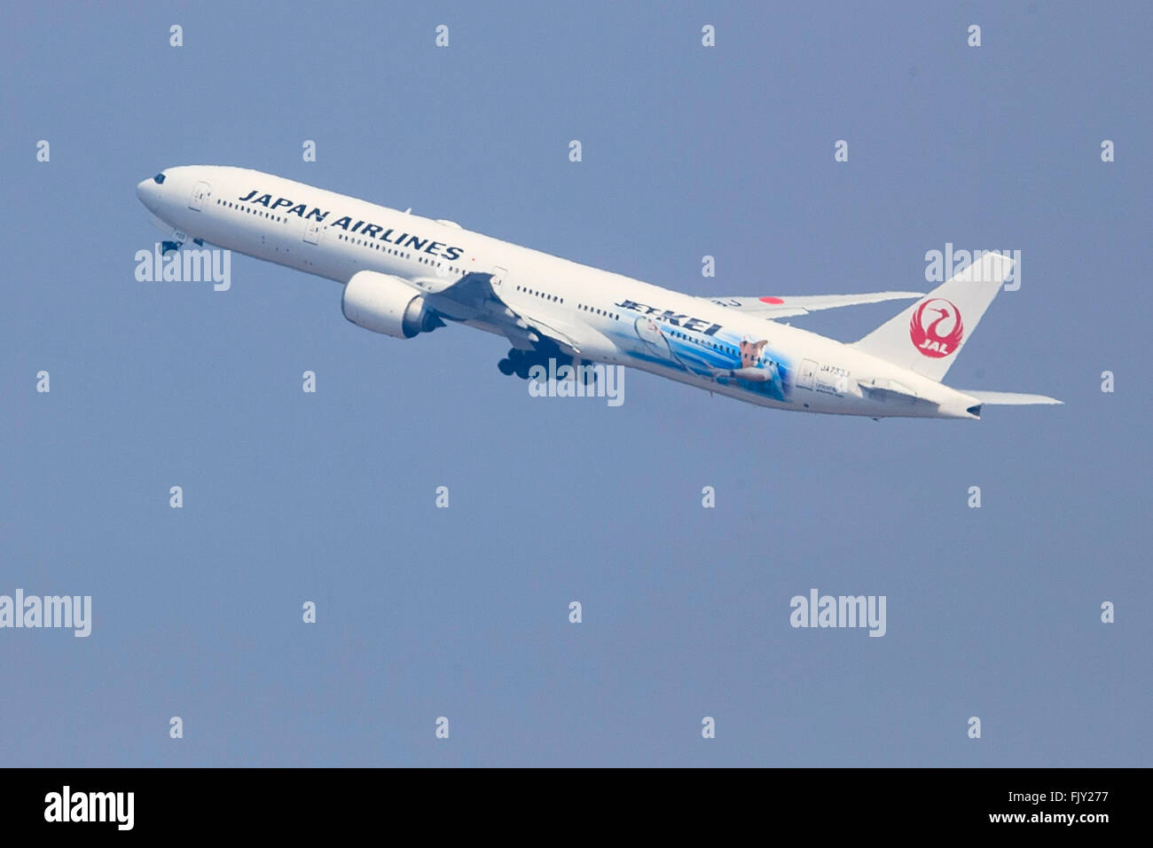 Japan Airlines (JAL) aircraft JET-KEI takes off from Tokyo International Airport on March 4 ...