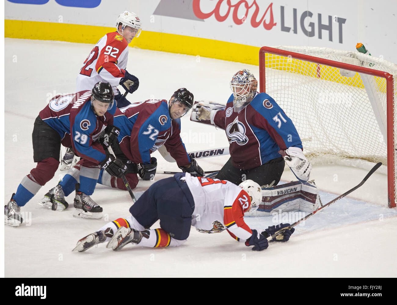 Denver, Colorado, USA. 3rd Mar, 2016. Avalanche G CALVIN PICKARD, right ...