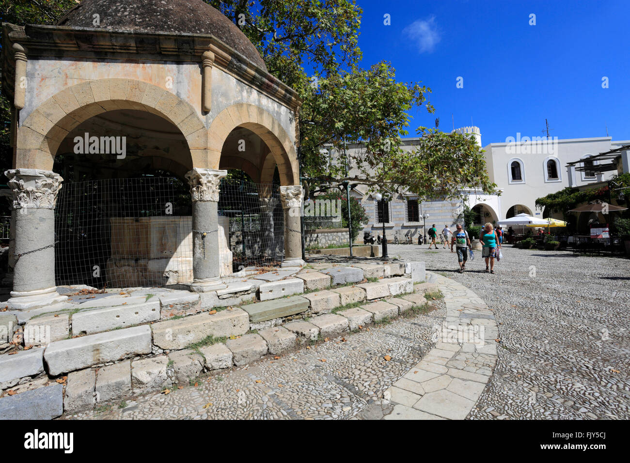 Tree of hippocrates kos hi-res stock photography and images - Alamy
