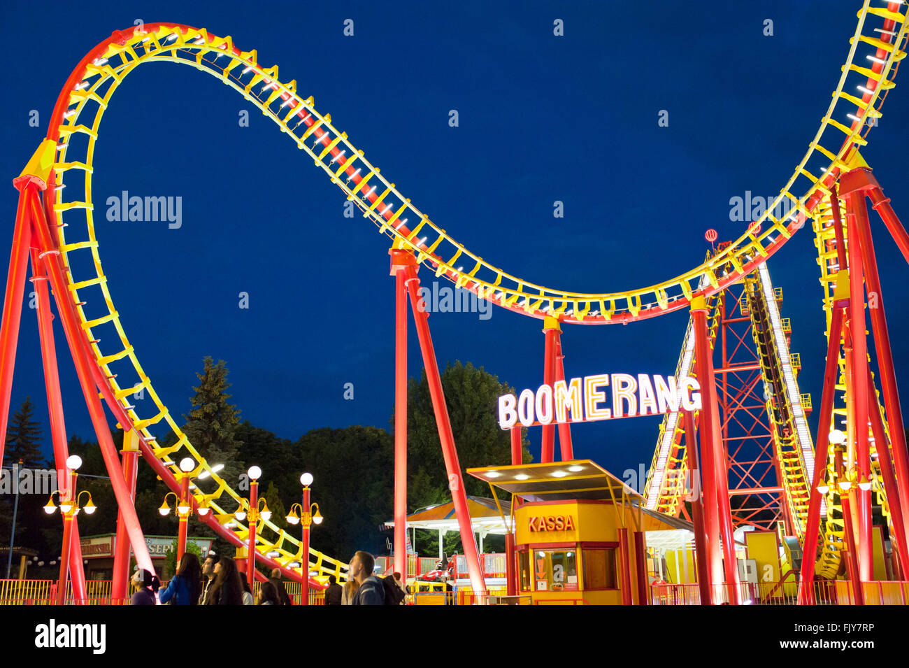 Rollercoaster fairground hi-res stock photography and images - Alamy