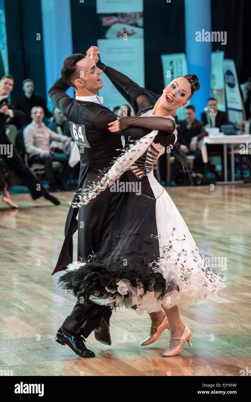 dancers dancing standard dance like slow waltz Stock Photo - Alamy
