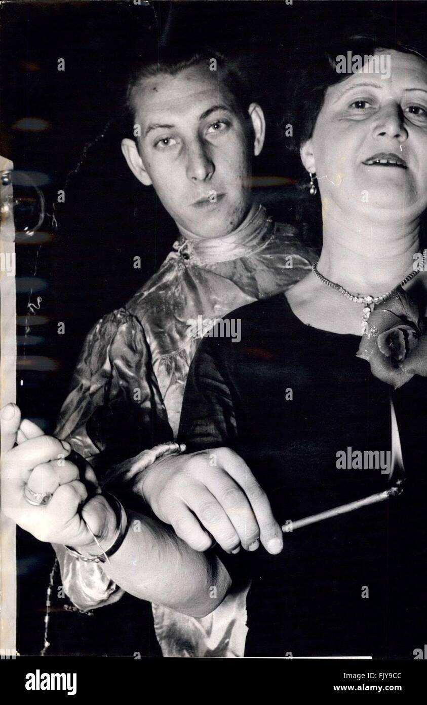 1952 - Without turning a hair - the 45-years-old Anna Sigmund sat down ...