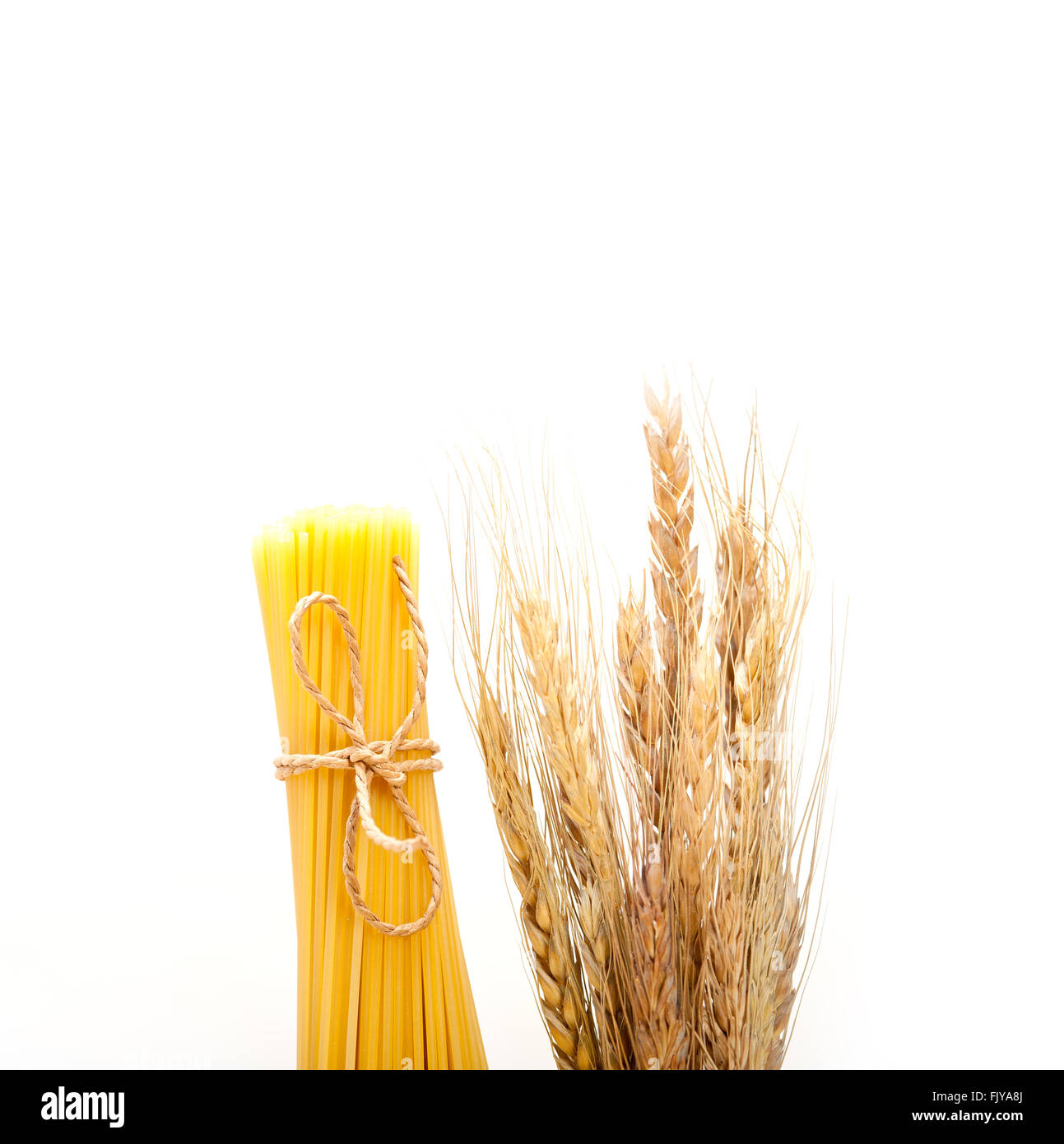 organic Raw italian pasta and durum wheat grains crop Stock Photo - Alamy