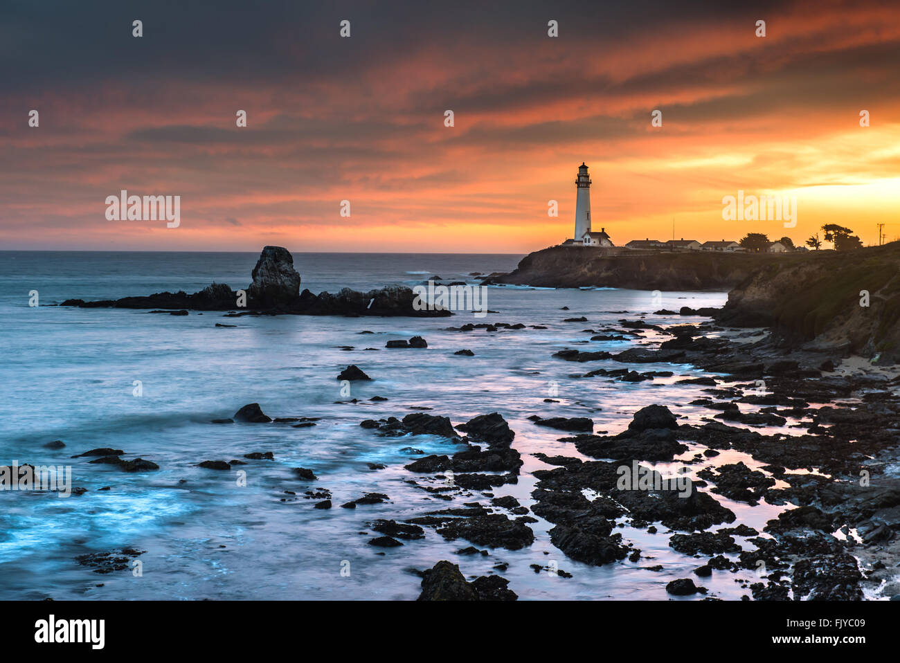 Pigeon Point Lighthouse, Landmark of Pacific coast Stock Photo - Alamy