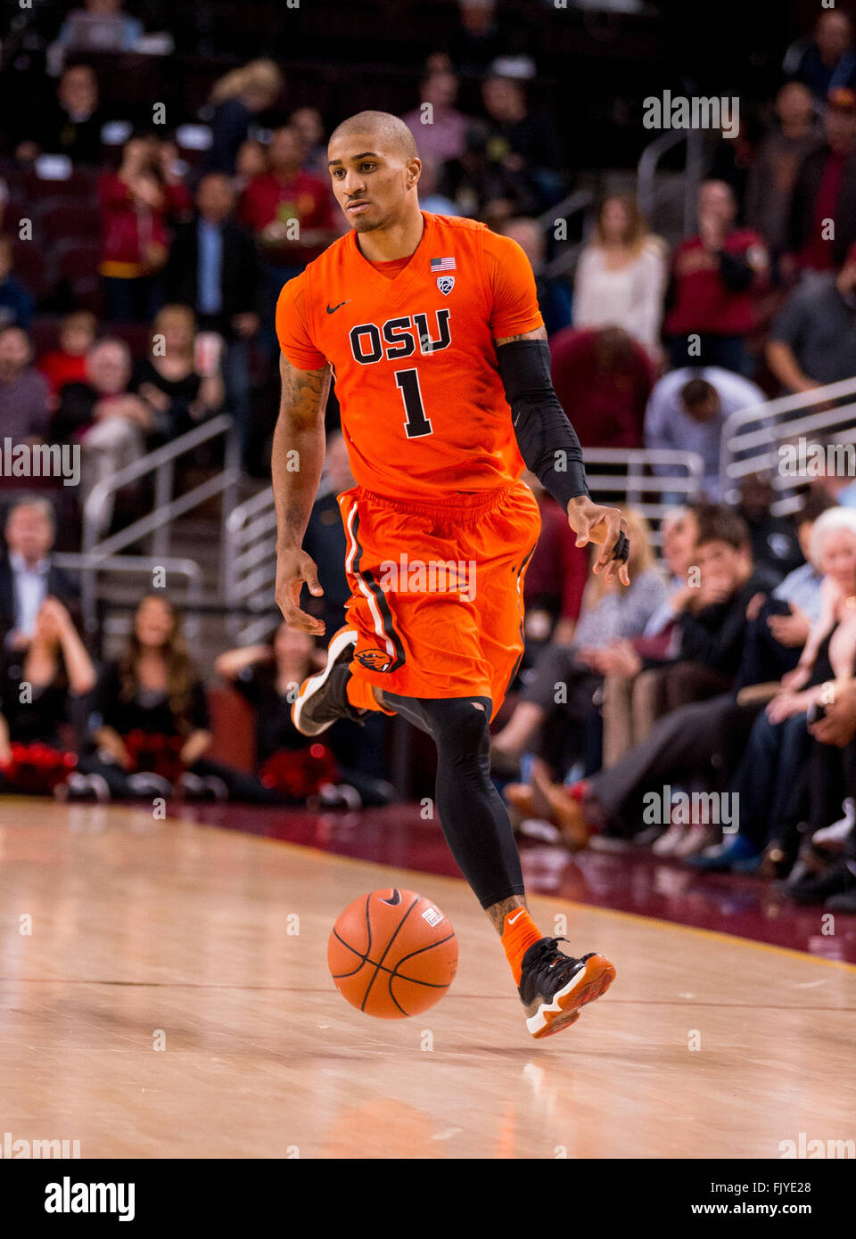Los Angeles, CA, USA. 02nd Mar, 2016. Oregon State guard (1) Gary ...