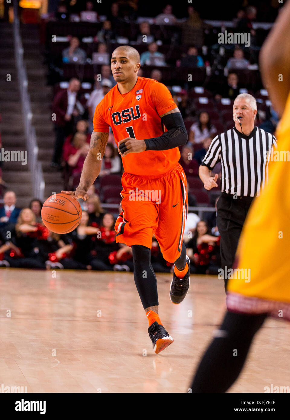 Los Angeles, CA, USA. 02nd Mar, 2016. Oregon State guard (1) Gary ...