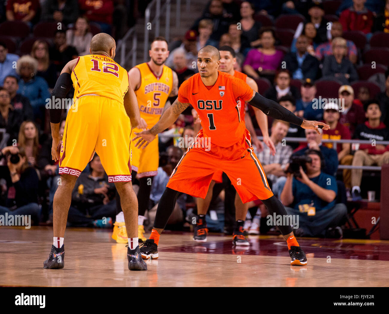 Los Angeles, CA, USA. 02nd Mar, 2016. Oregon State guard (1) Gary ...