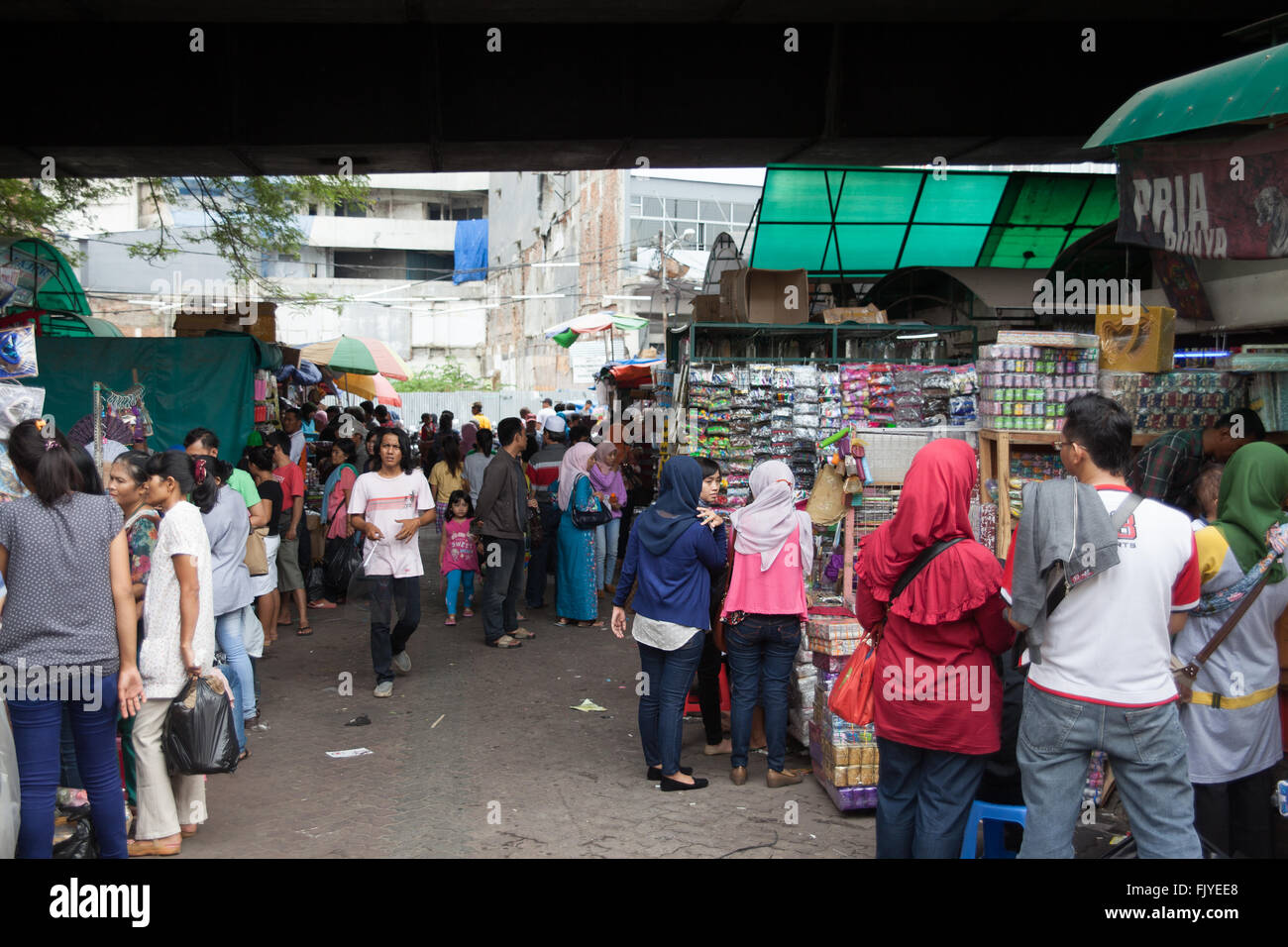 People In Market Stock Photo - Alamy