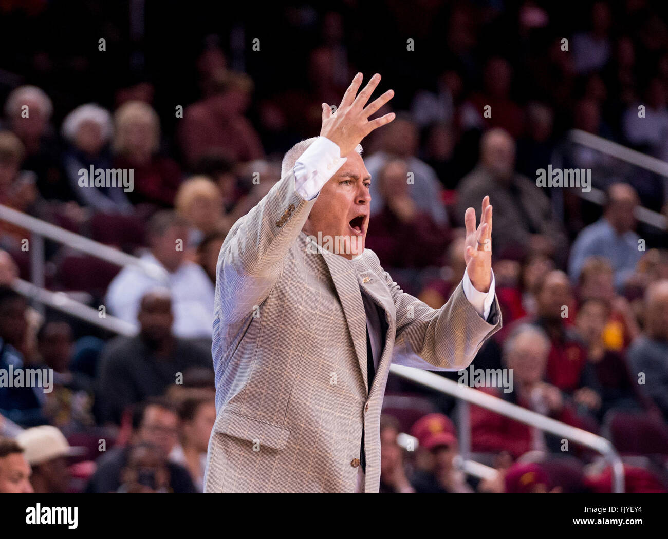 Los Angeles, CA, USA. 02nd Mar, 2016. Oregon State head coach Wayne ...