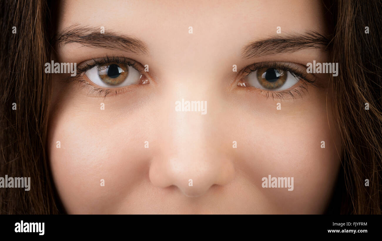 Woman with hazel eyes hi-res stock photography and images - Alamy