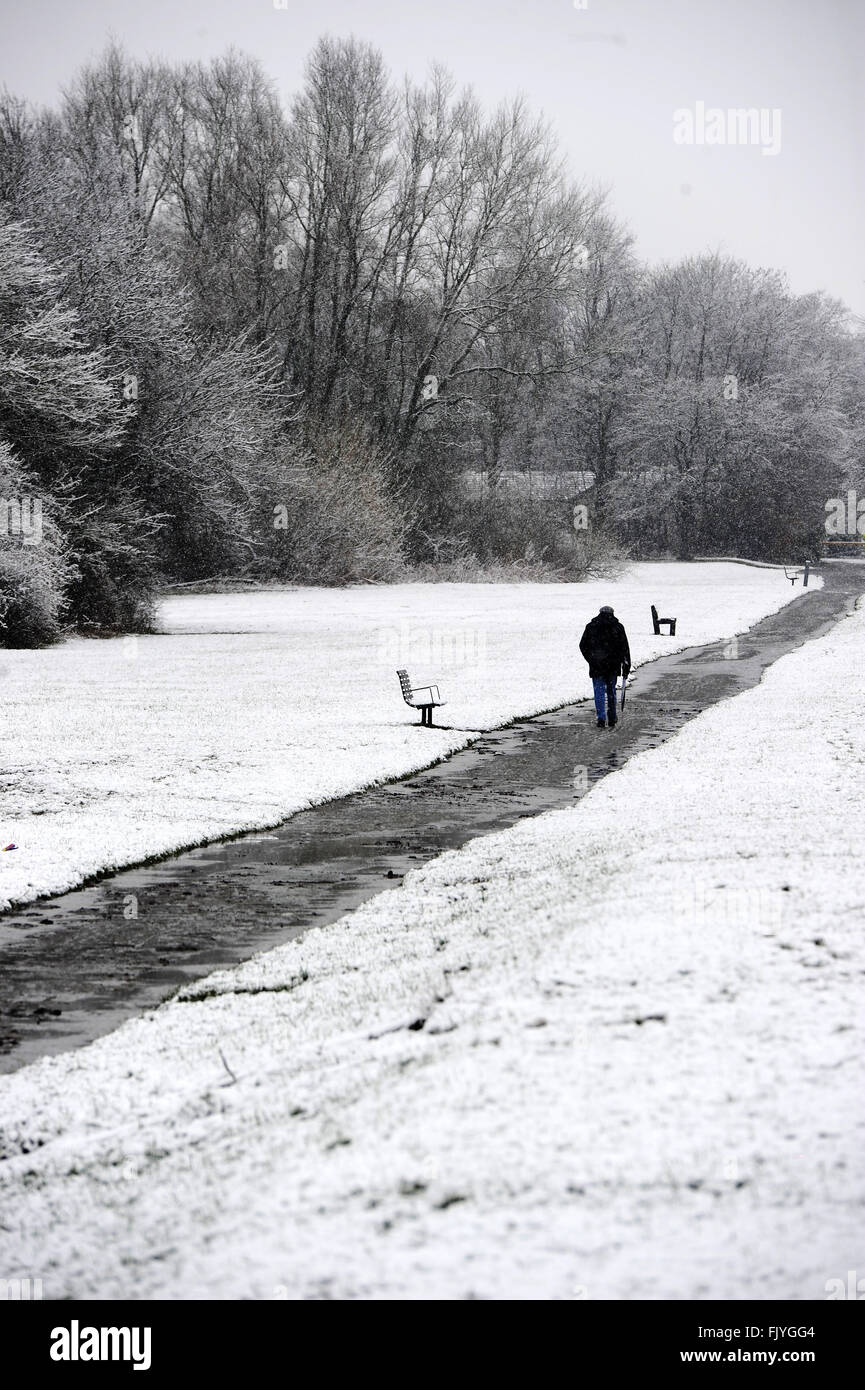 Weather snow 04 hi-res stock photography and images - Alamy