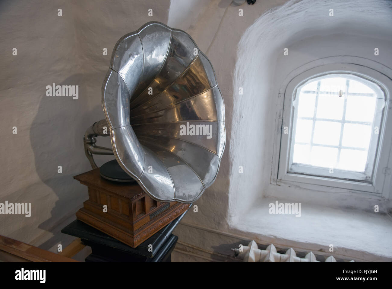 Gramophone house hi-res stock photography and images - Alamy