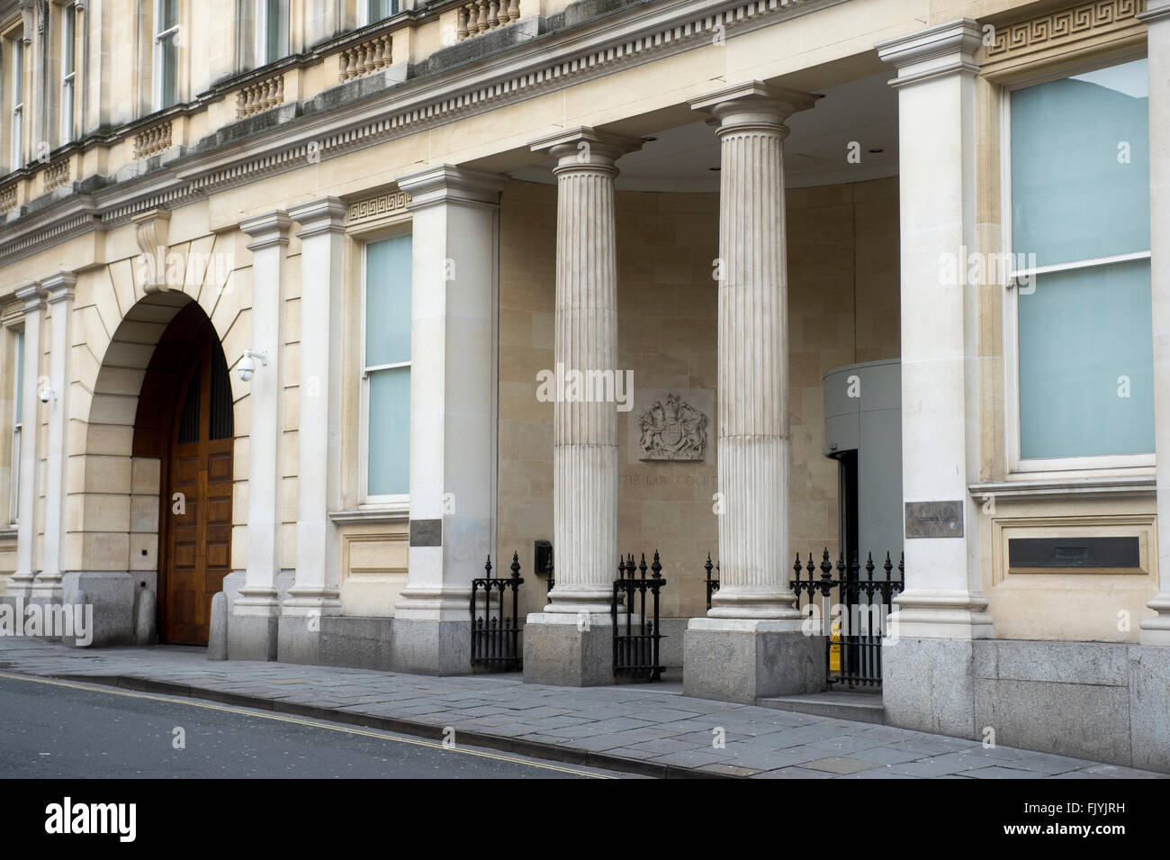 Bristol crown court building hi-res stock photography and images - Alamy