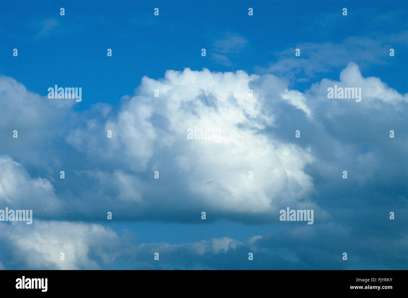Cumulus mediocris cloud hi-res stock photography and images - Alamy