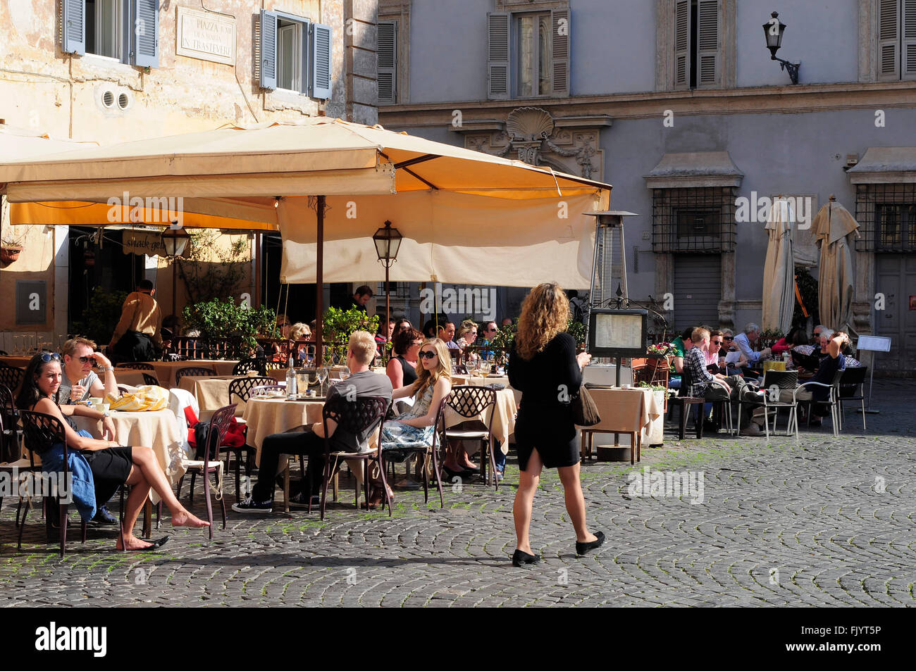 Italy, Lazio, Rome, Trastevere, Piazza di Santa Maria de Trastevere ...