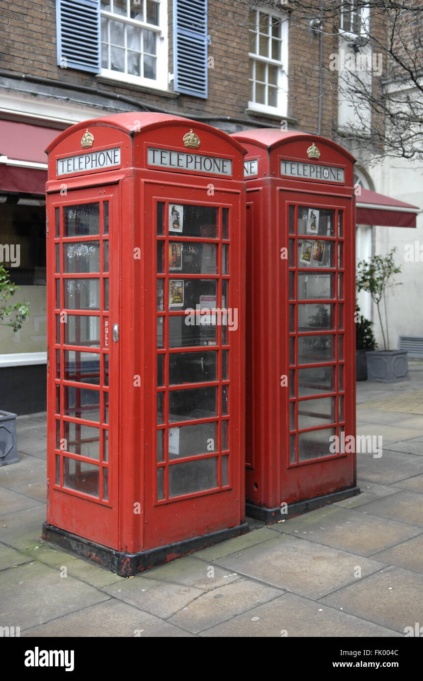 A classic British Red Telephone box, in London Stock Photo - Alamy