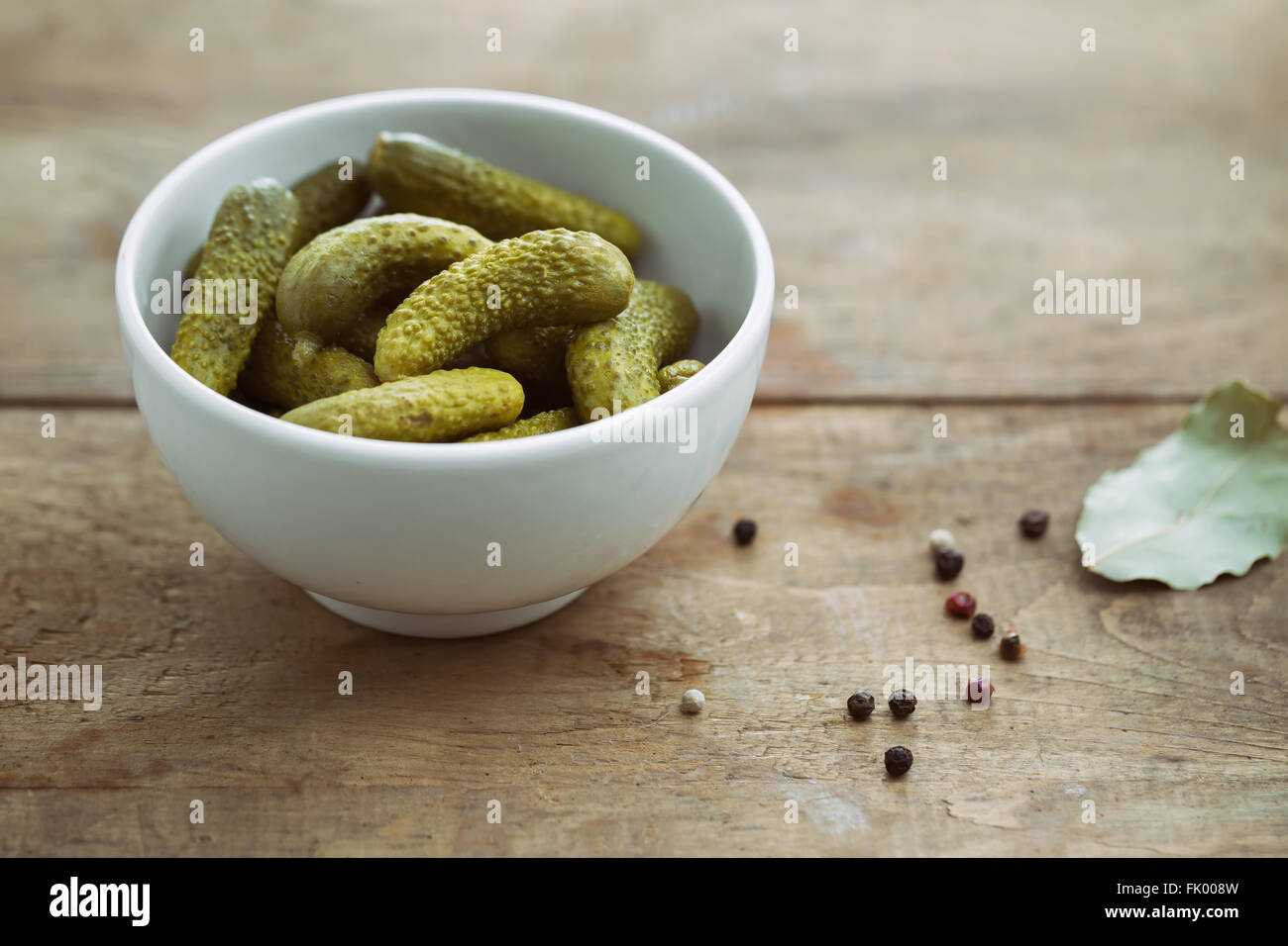 Bowl of Pickled Gherkins Stock Photo - Alamy