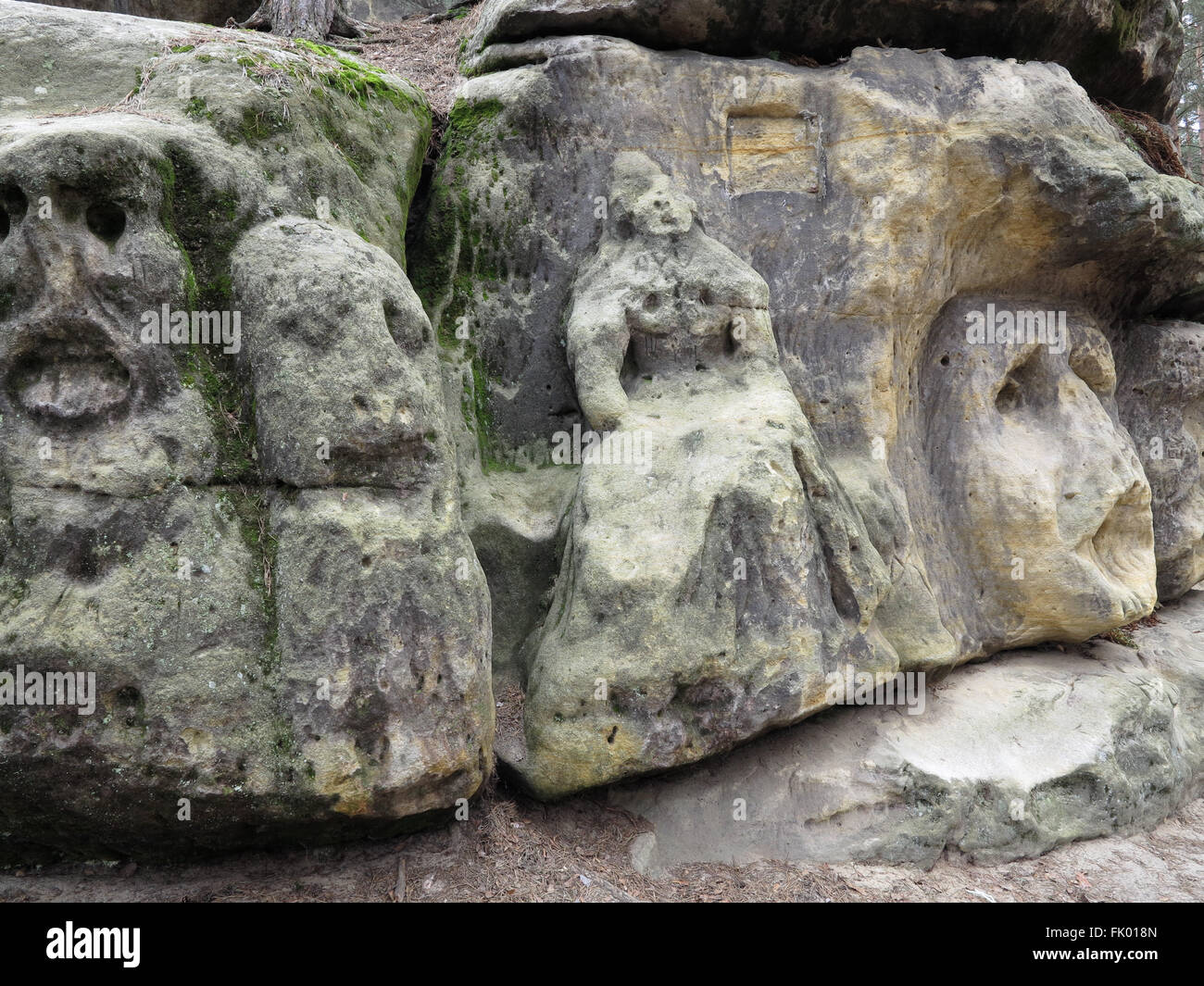 Scary Stone Heads - rock sculptures of giant heads carved into the ...
