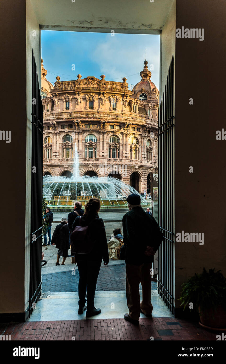 Circus piazza hi-res stock photography and images - Alamy