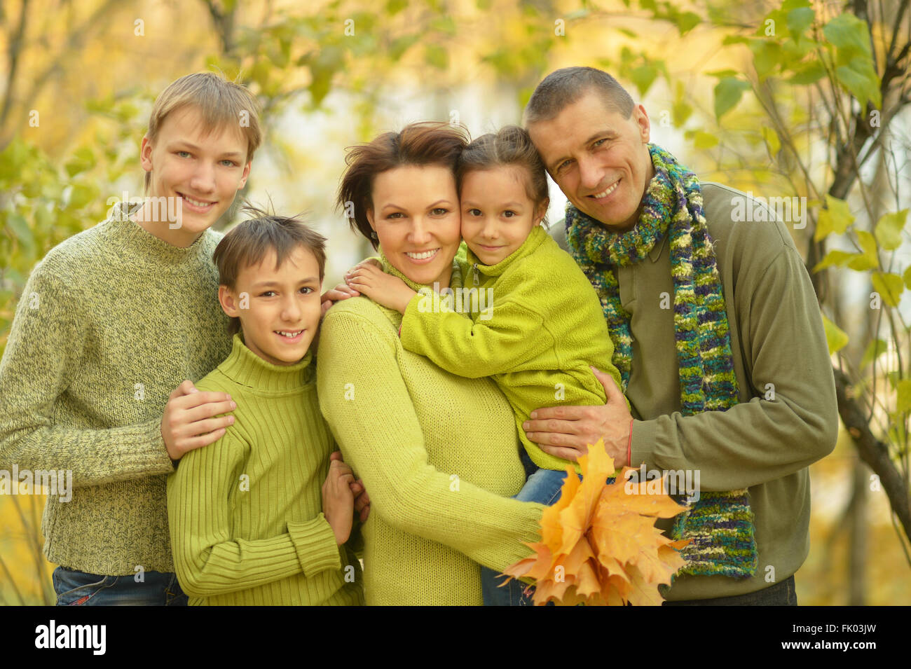 Happy smiling family Stock Photo - Alamy