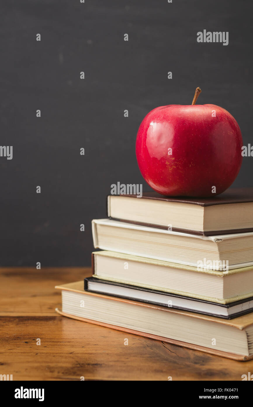 Red apple collection hi-res stock photography and images - Alamy