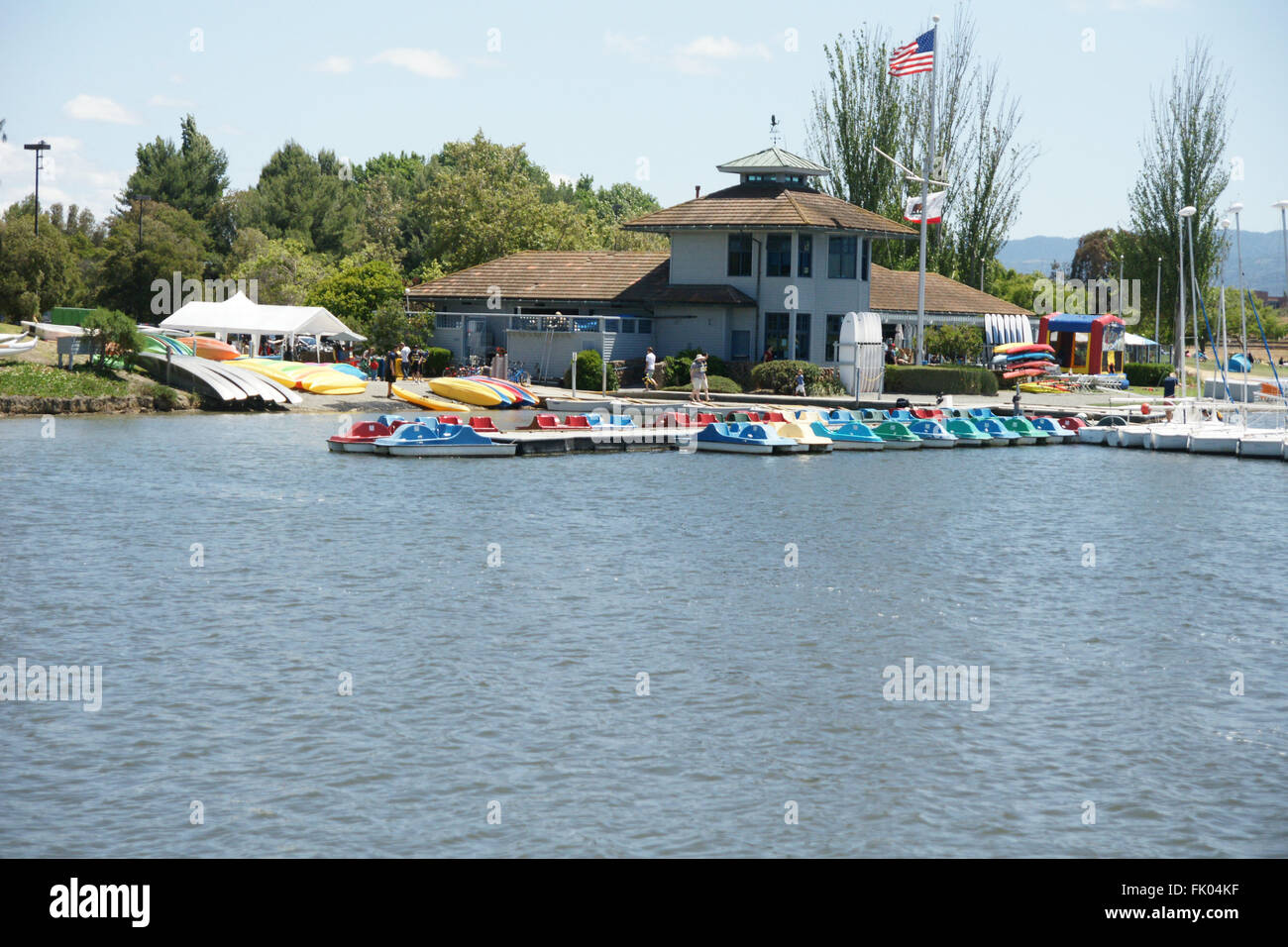 Shoreline Park Lake, Mountain View, California, USA, popular ...