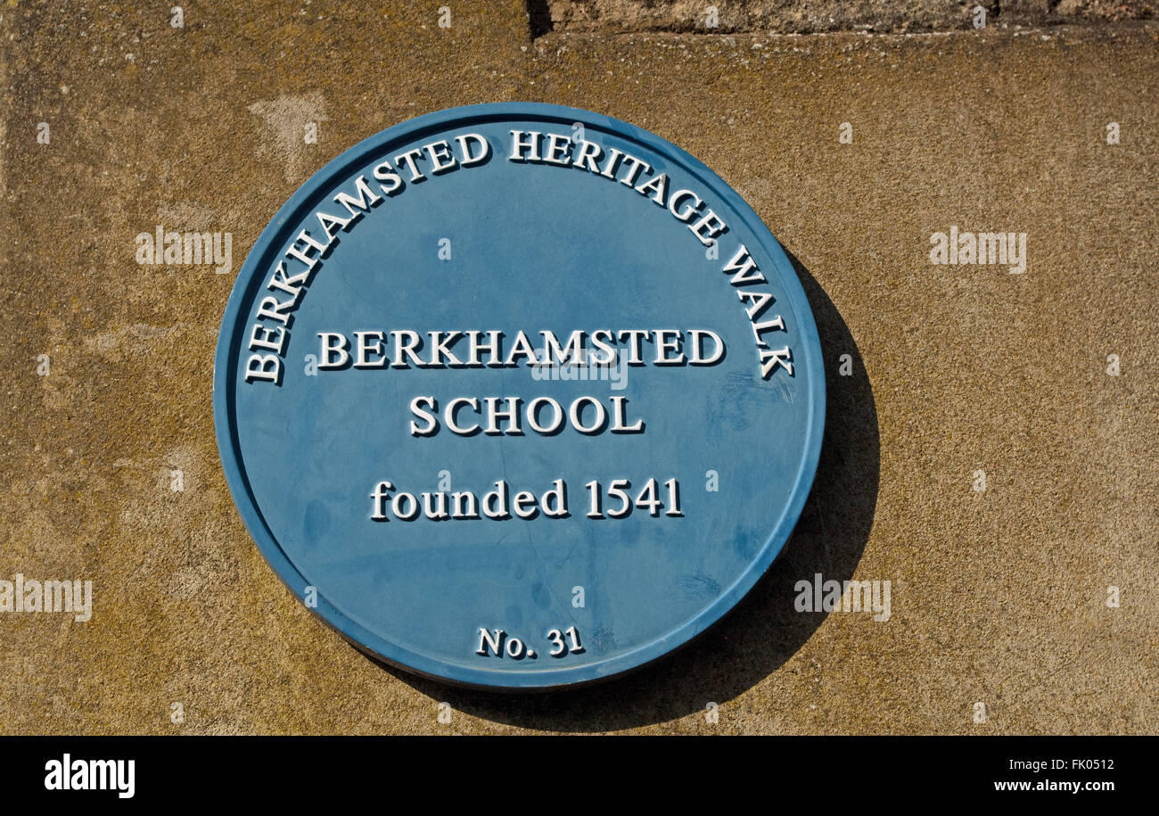 Berkhamsted, School Sign, Hertfordshire Stock Photo - Alamy