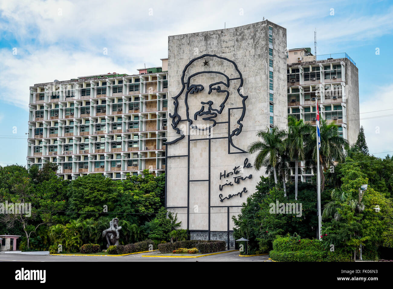 Che guevara mural hi-res stock photography and images - Alamy