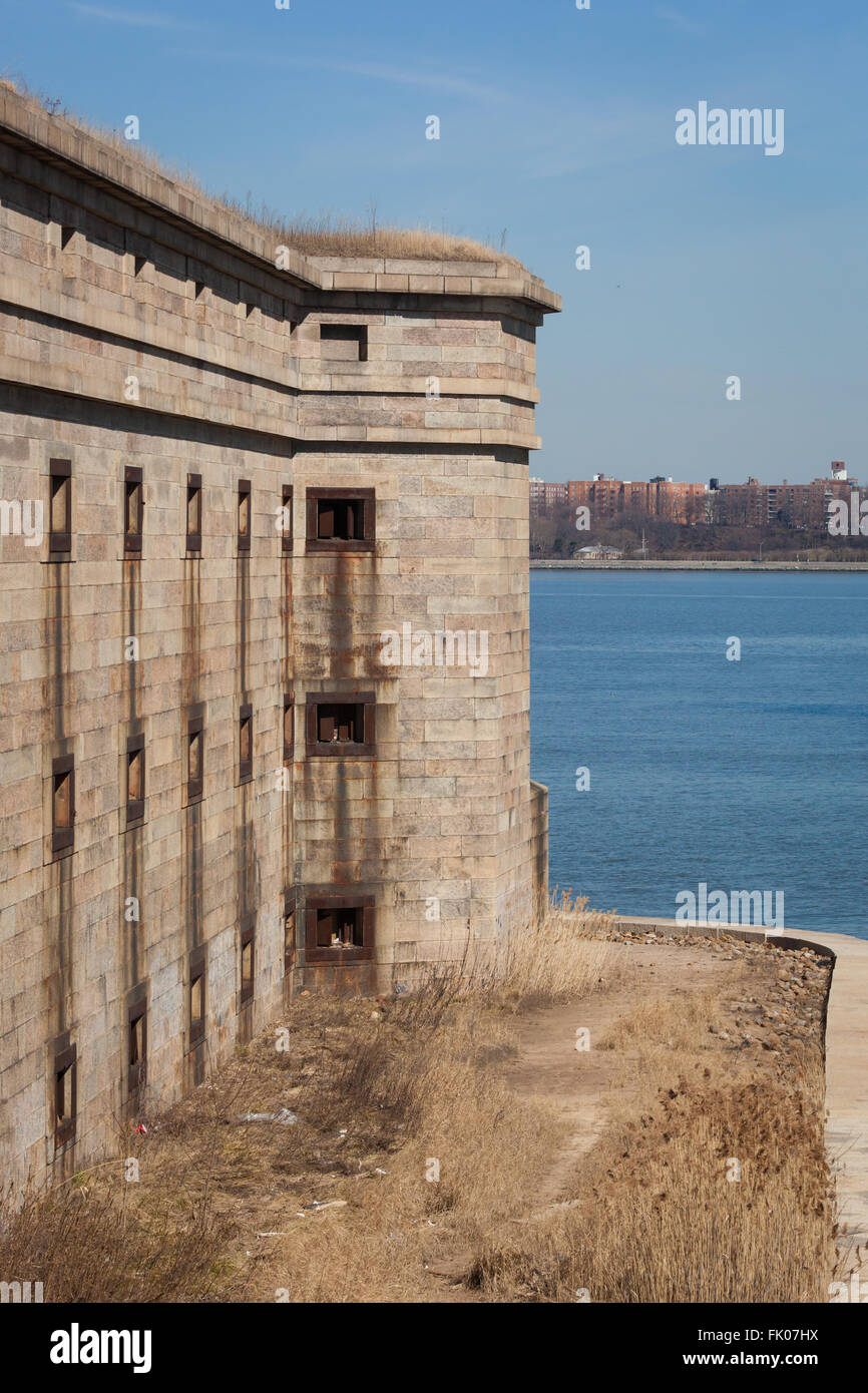 A portion of the Battery Weed at Fort Wadsworth is seen with Brooklyn ...