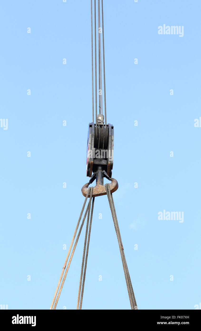 giant pulley with sturdy steel cables to lift heavy loads Stock Photo ...