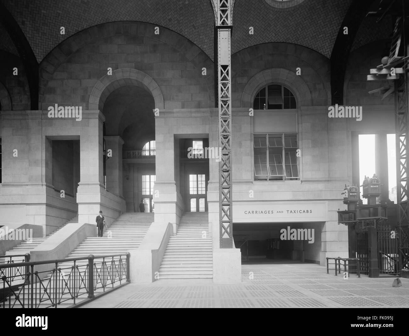 33rd street station Black and White Stock Photos & Images - Alamy
