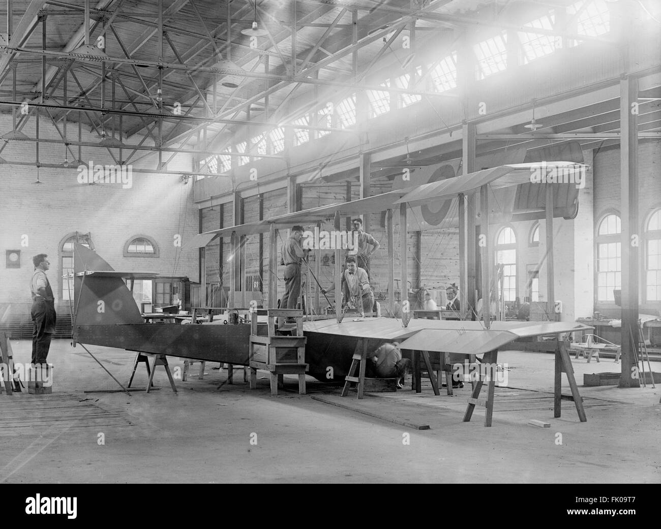 U.S. Army Airplane Factory, Alexandria, Virginia, USA, circa 1918 Stock ...